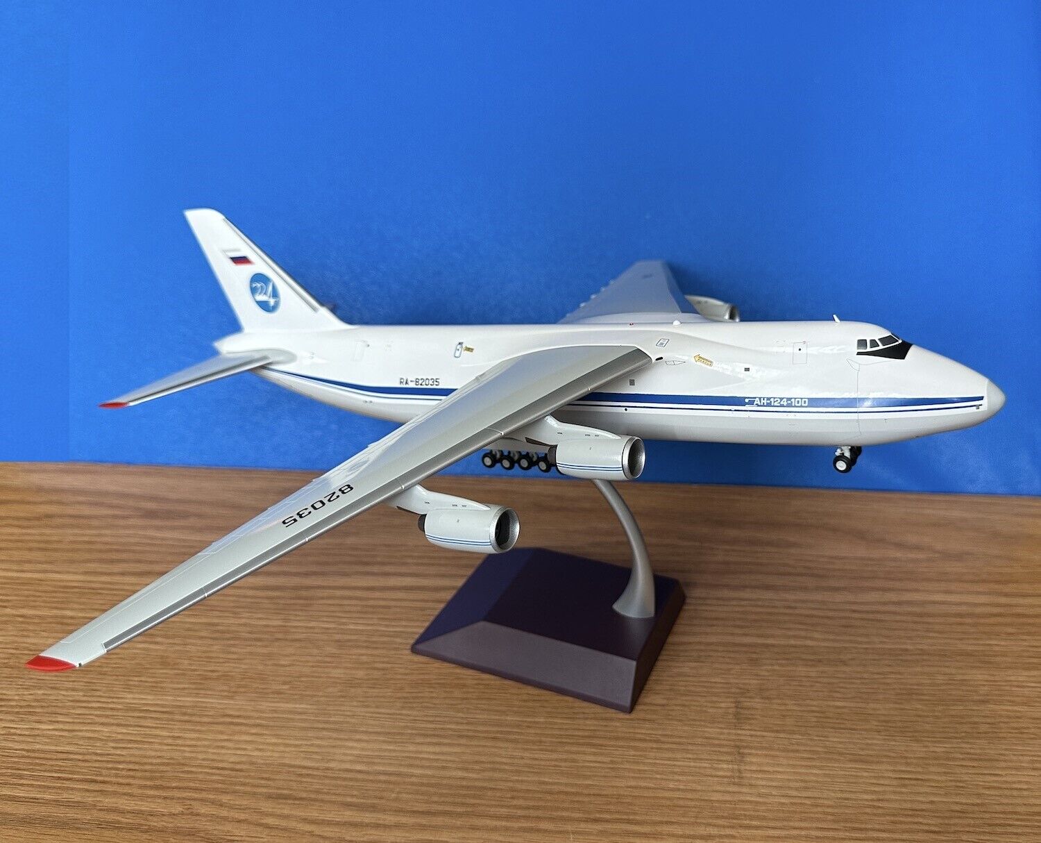 Russian Air Force AN-124-100 RA-82035 224th Flying 1/200 scale diecast ...